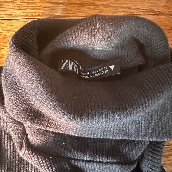 Zara | Tops | Zara Black Turtle Neck Tank | Poshmark